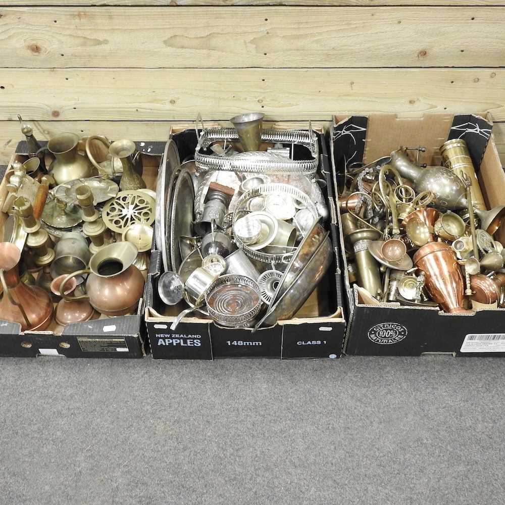 Lot 198 - Three boxes of metalwares