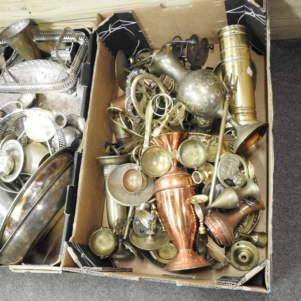 Lot 198 - Three boxes of metalwares