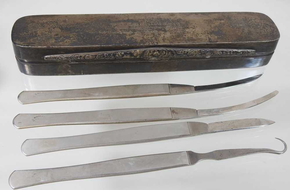Lot 15 - A set of Victorian surgeon's scalpels