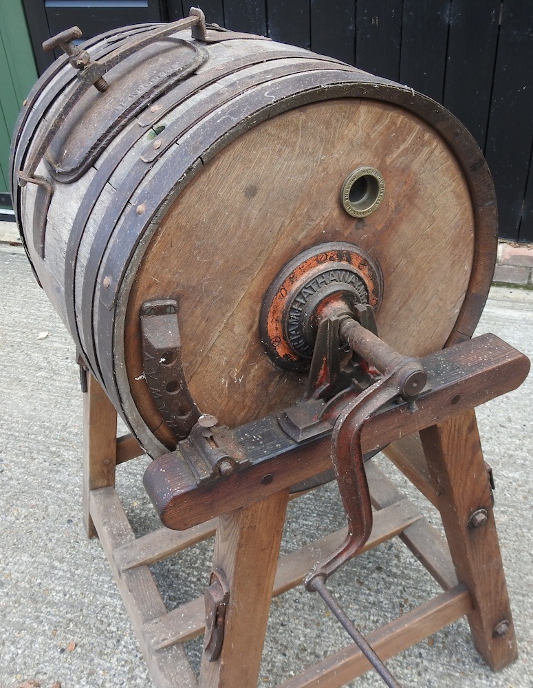 Lot 8 - A butter churn