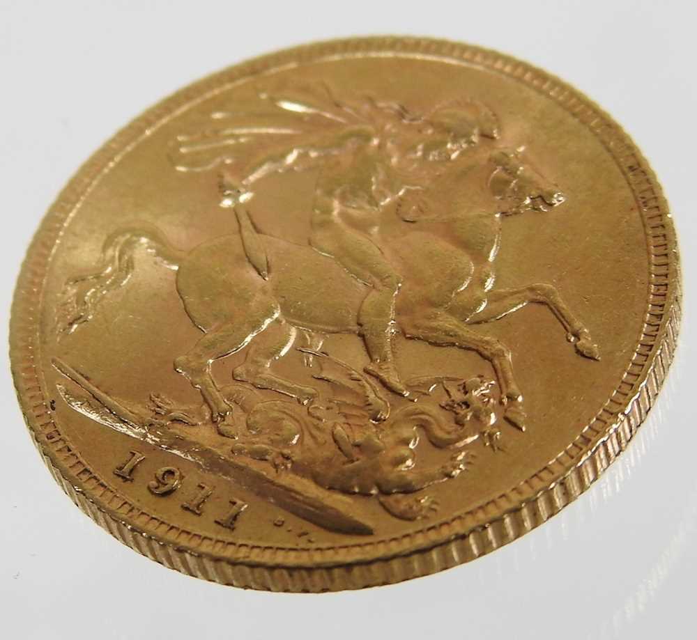 Lot 89 - A George V sovereign
