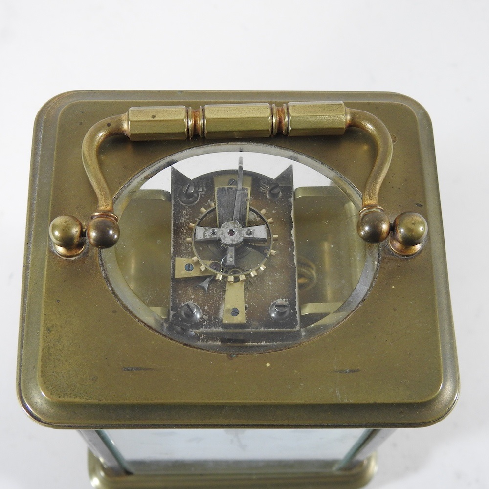 Lot 434 - A carriage clock