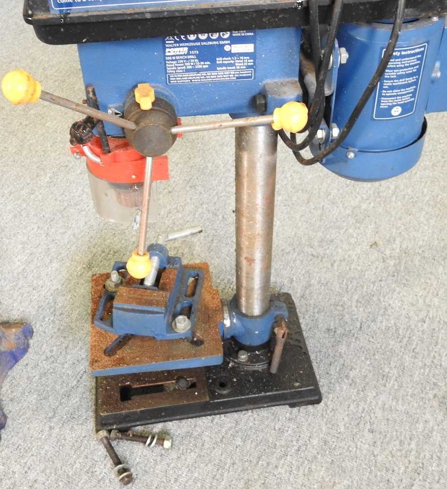 Lot 23 - A pillar drill