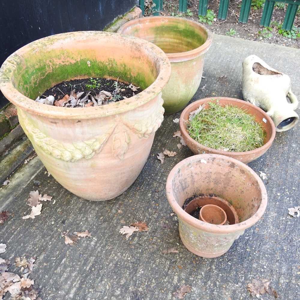 Lot 245 - A collection of terracotta pots