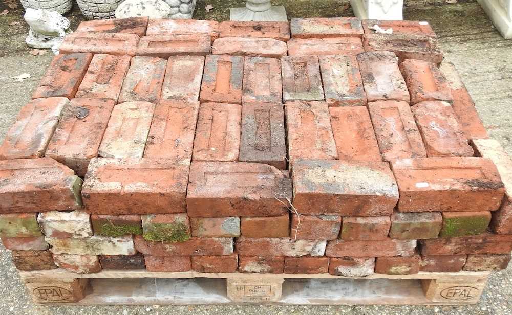 Lot 380 - A quantity of reclaimed red bricks