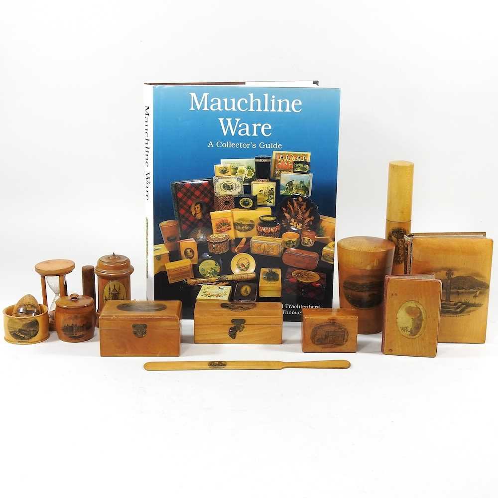 Lot 464 - A collection of Mauchline ware