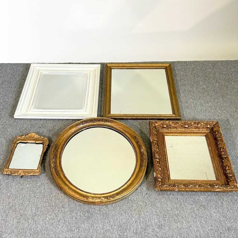 Lot 152 - A collection of wall mirrors