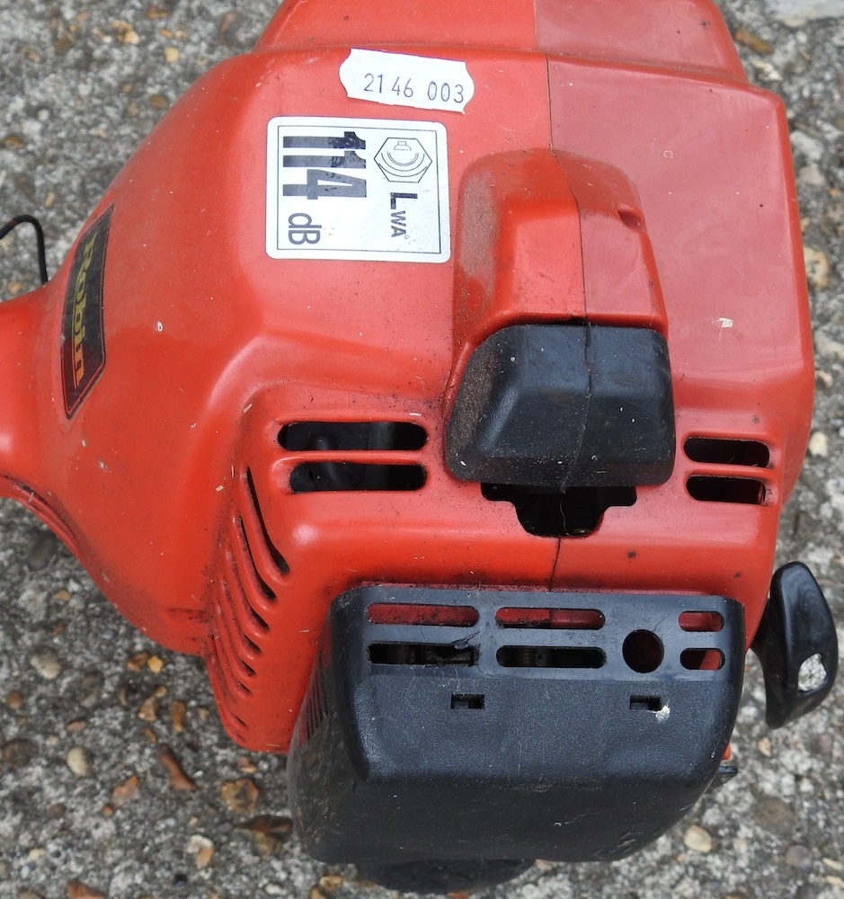 Lot 599 - A Robin petrol strimmer