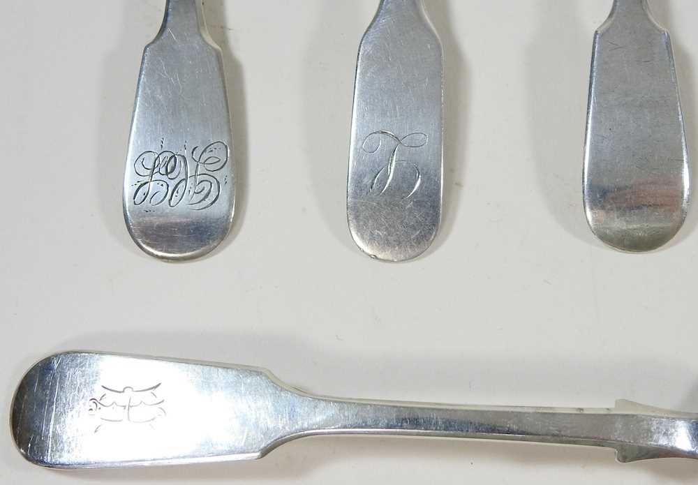 Lot 221 - A collection of six various silver fiddle