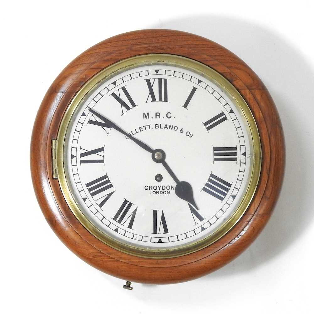 Lot 202 - An early 20th century walnut cased dial