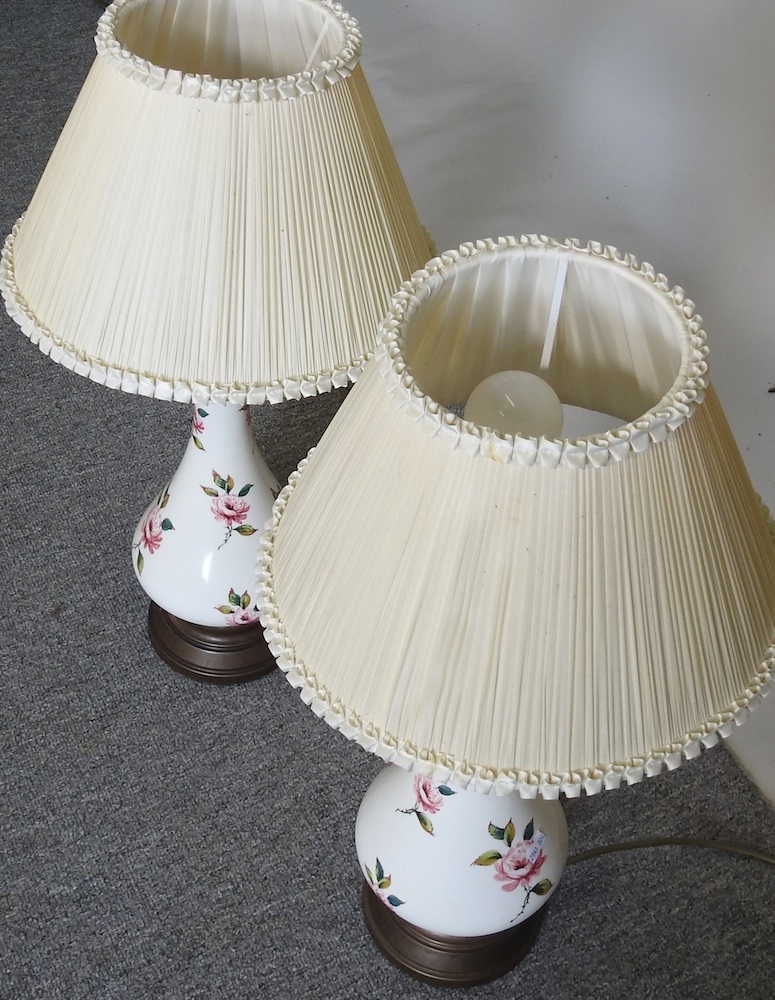 Lot 30 - A pair of pottery table lamps and shades,