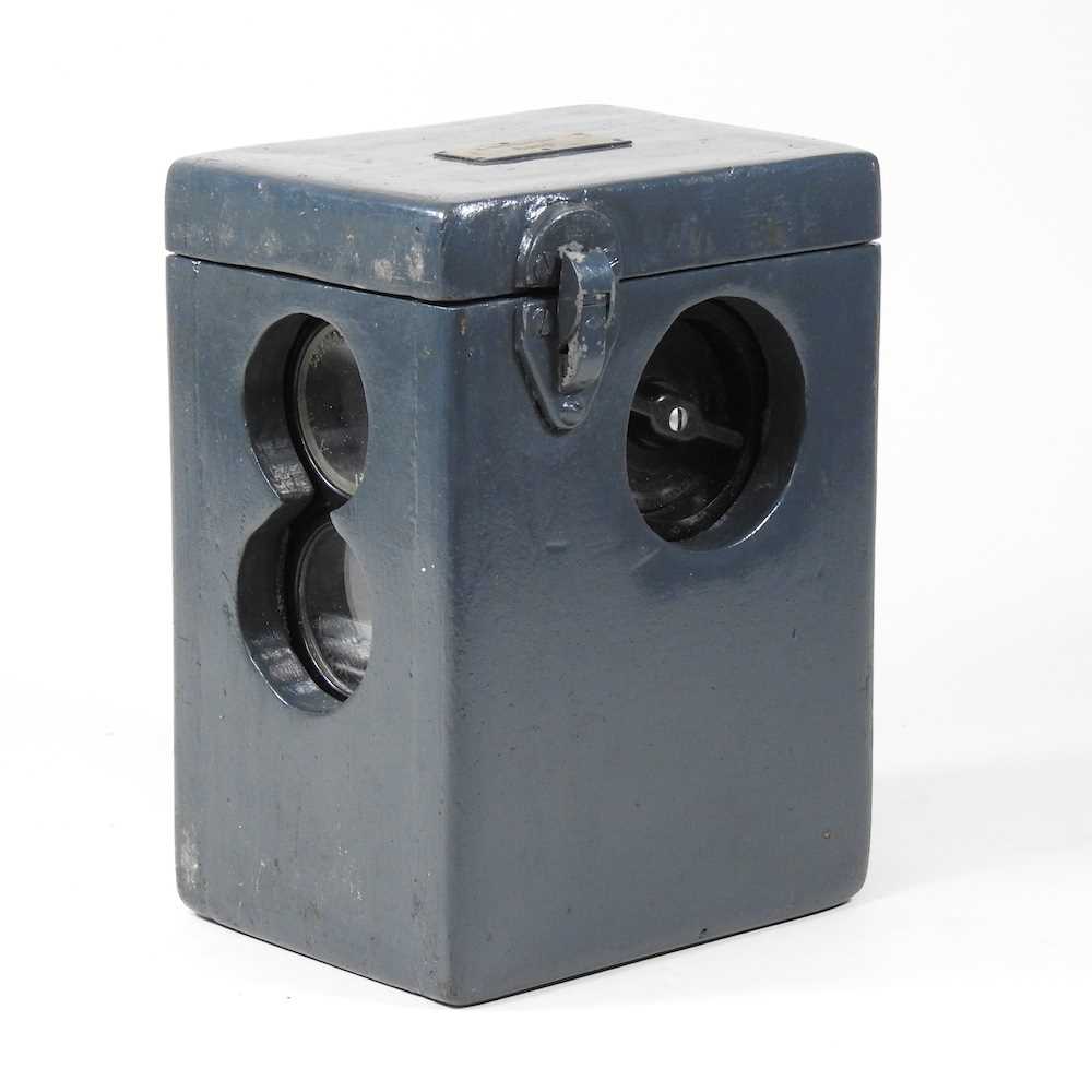 Lot 229 - A vintage Skymaster pigeon timer, 15cm wide,