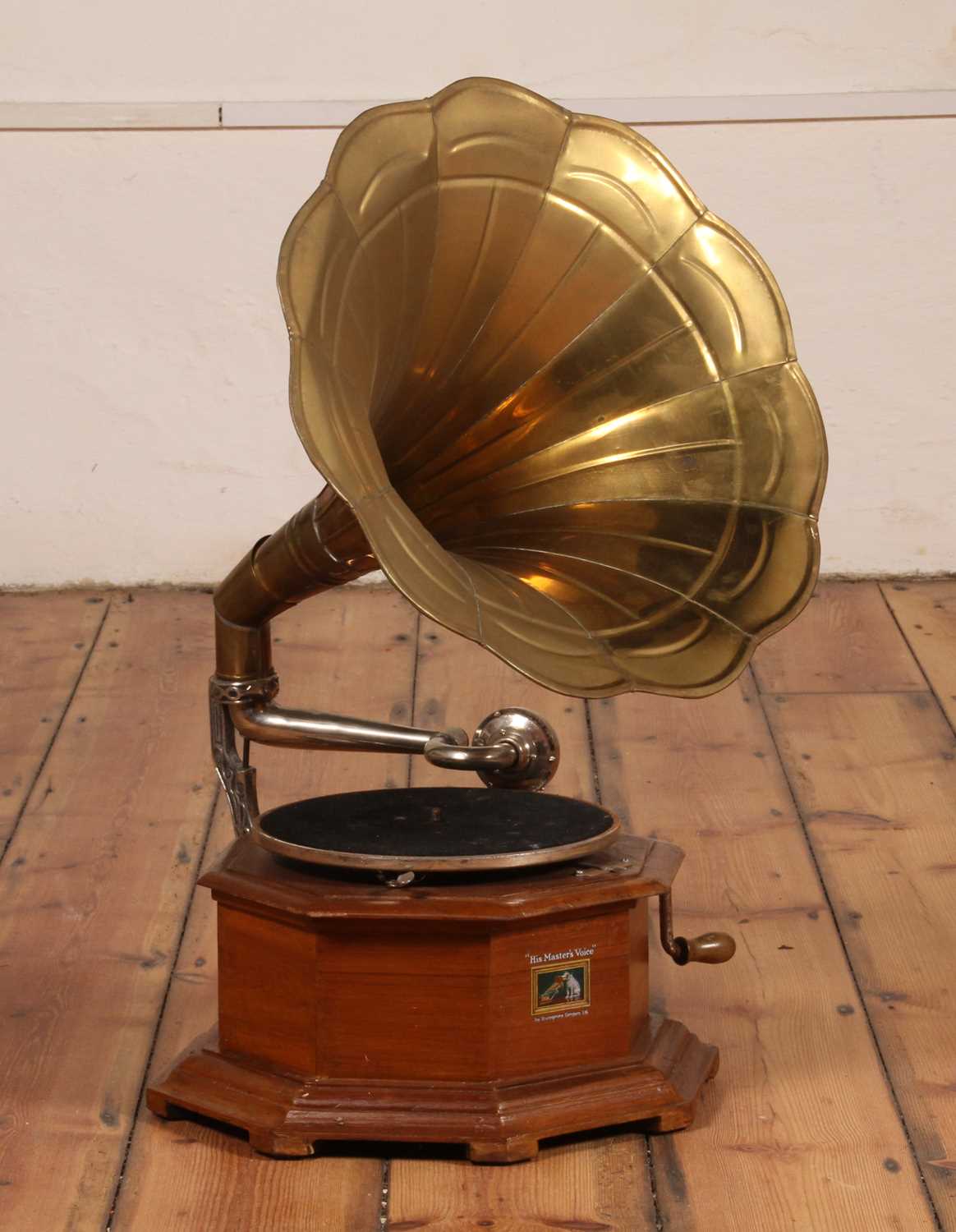Lot 287 - An His Master's Voice gramophone, having a