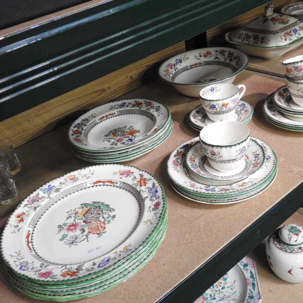 Lot 51 - A Copeland Spode Chinese Rose pattern part