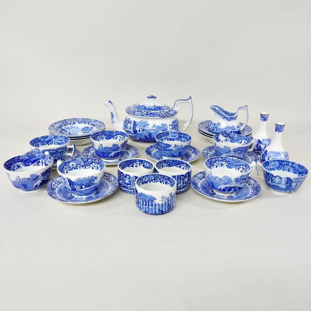 Lot 86 - A Spode Italian pattern blue and white tea