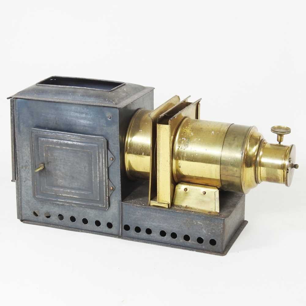 Lot 242 - A 19th century magic lantern
