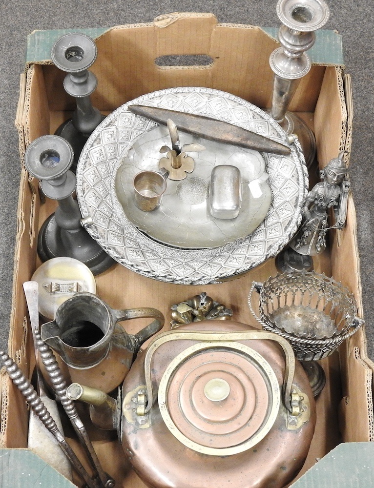 Lot 149 - A collection of metalwares
