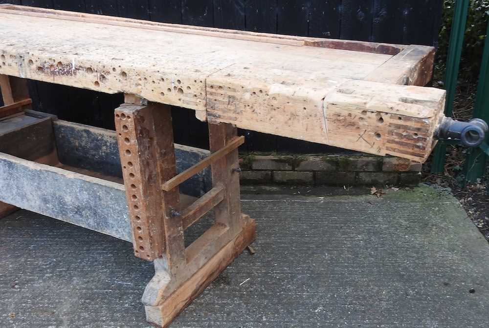 Lot 442 - A workshop woodwork bench