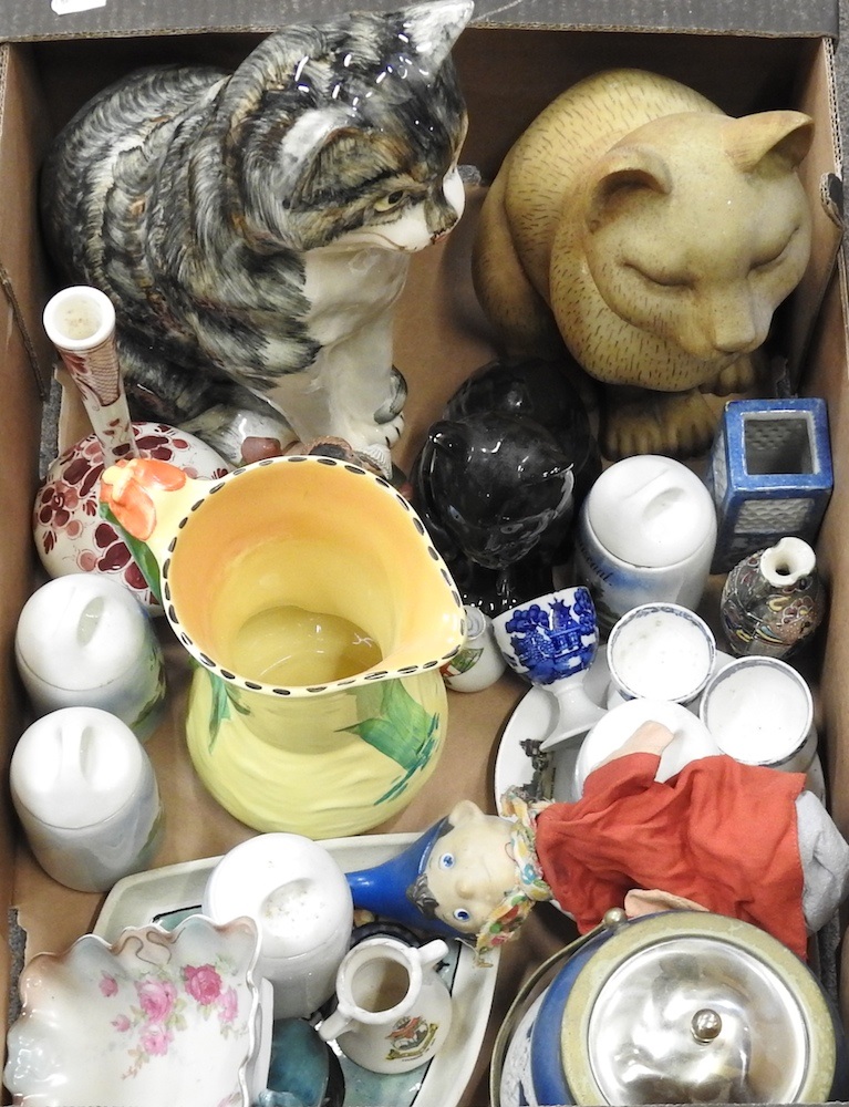 Lot 792 - A collection of items