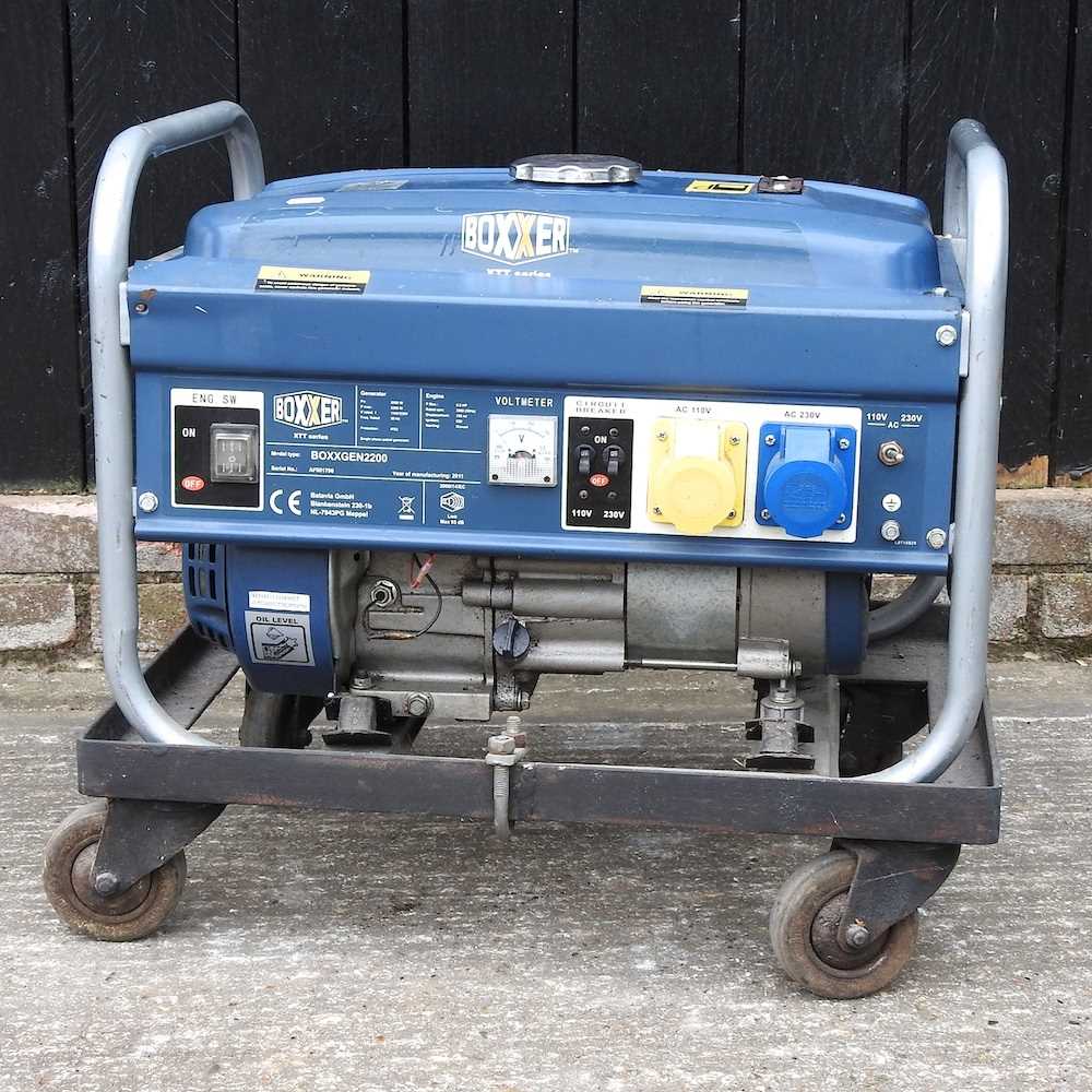 Lot 383 - A petrol generator