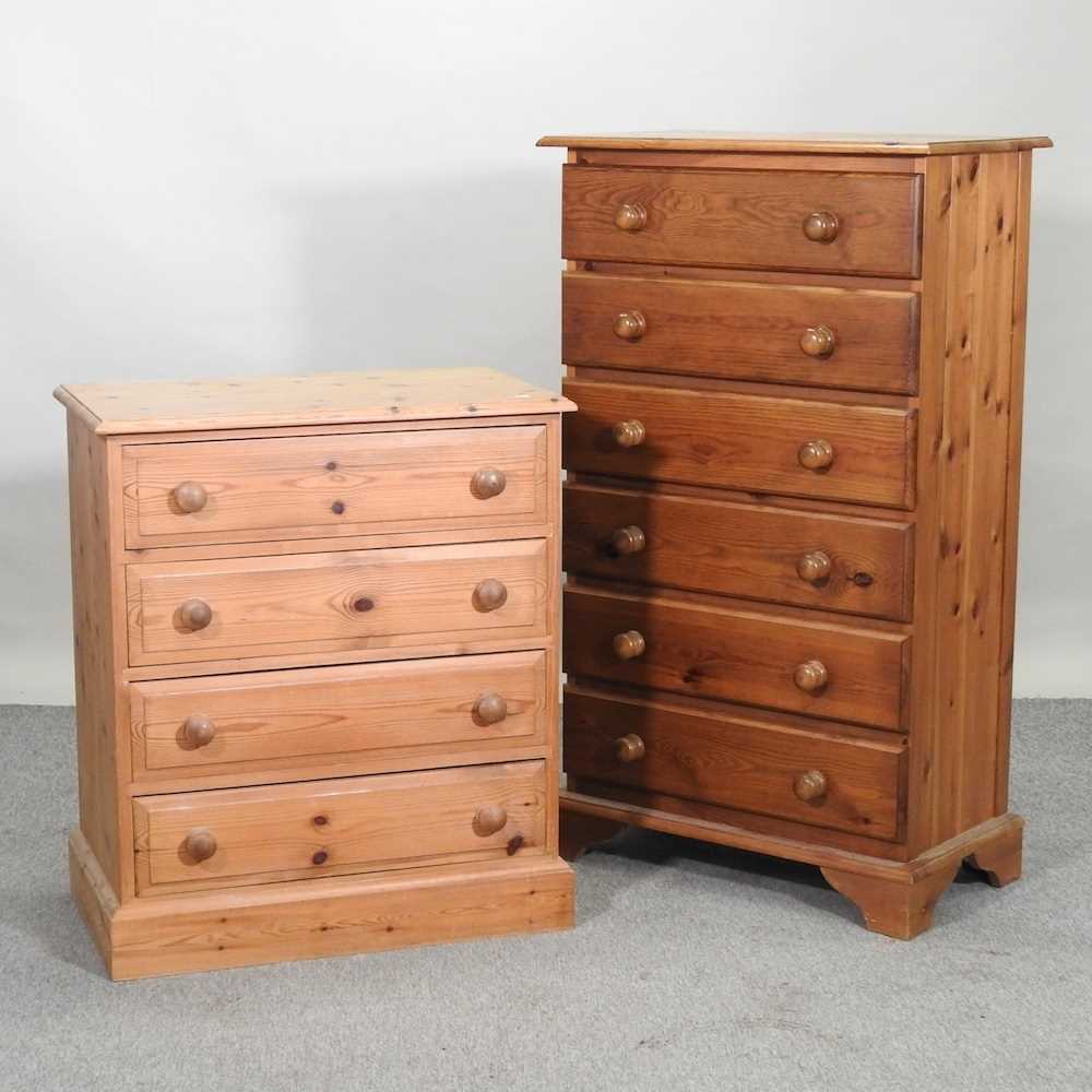 Lot 458 - A modern pine chest